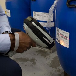 microPHAZIR™ RX 分析器