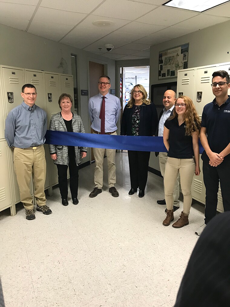 AMSA Students Expand Scientific Exploration - Advancing Materials