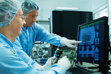 Spot size in scanning electron microscopy (SEM): why it matters ...