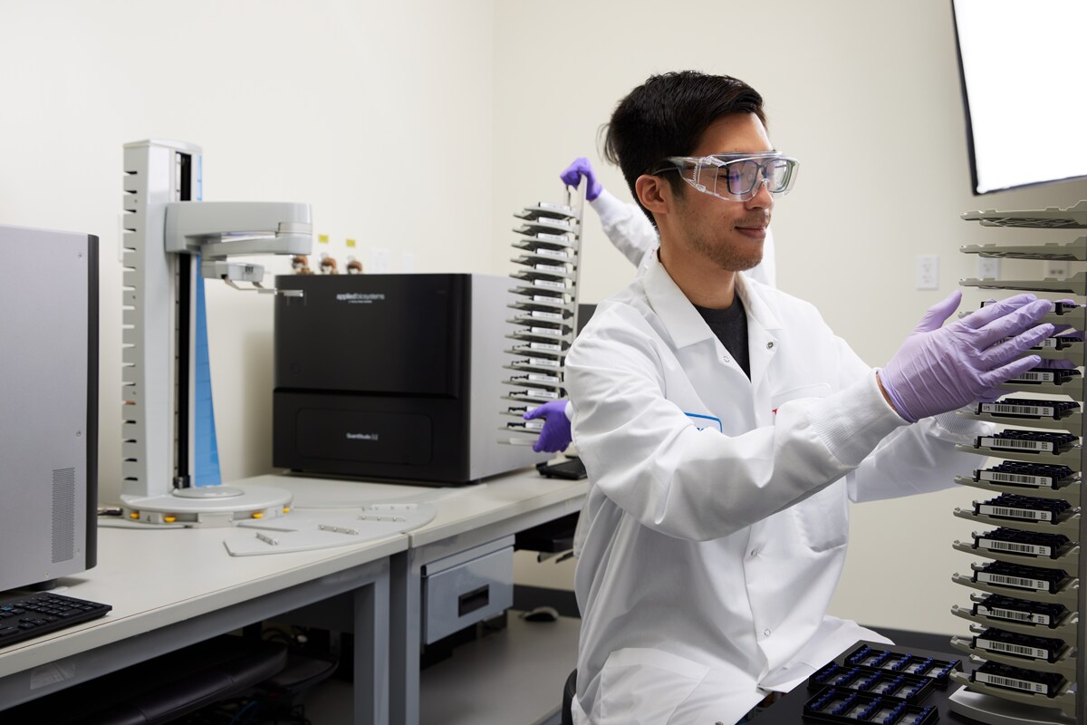 Absolute Q Digital PCR Assays | Thermo Fisher Scientific - CN